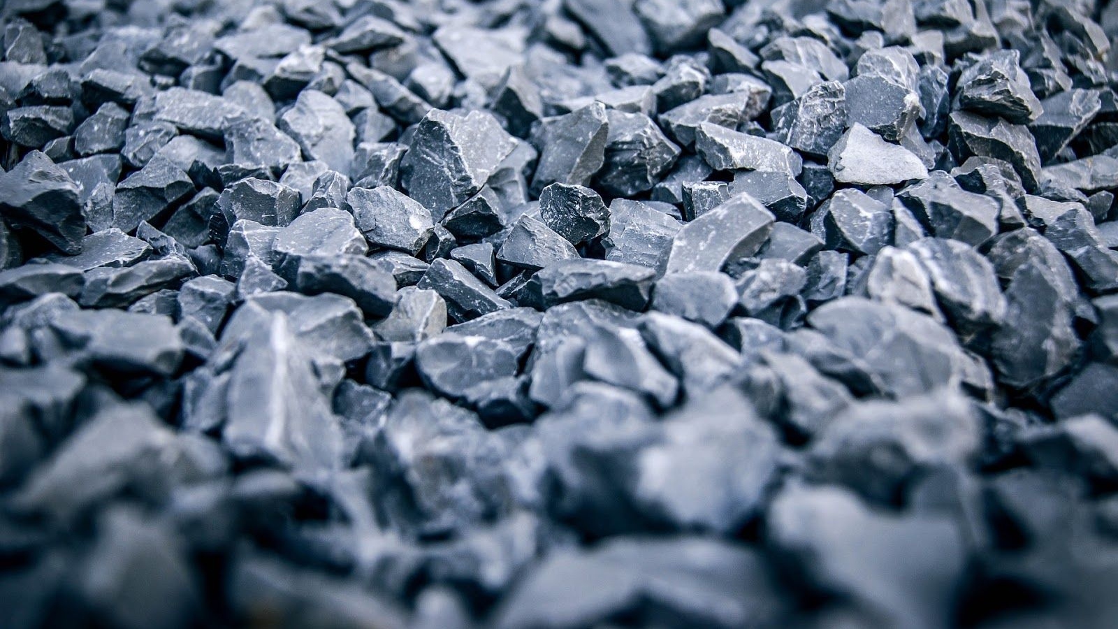 A new approach to film atoms and molecules vibrating inside solids ...